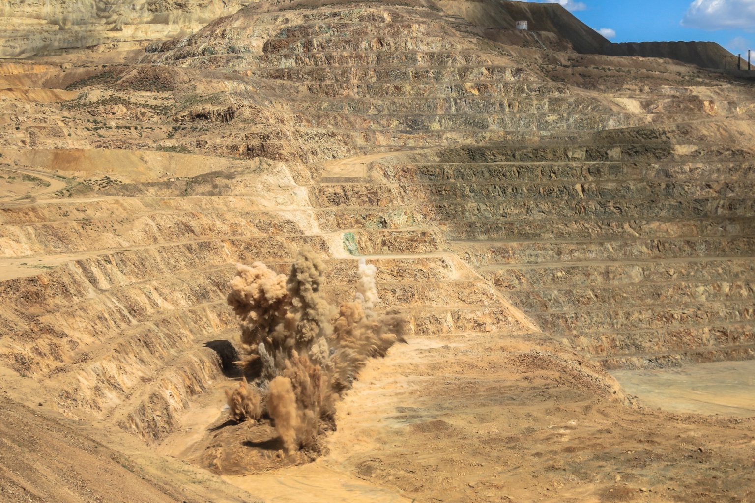 Nevada Mining Jobs: Blaster - Nevada Mining Association